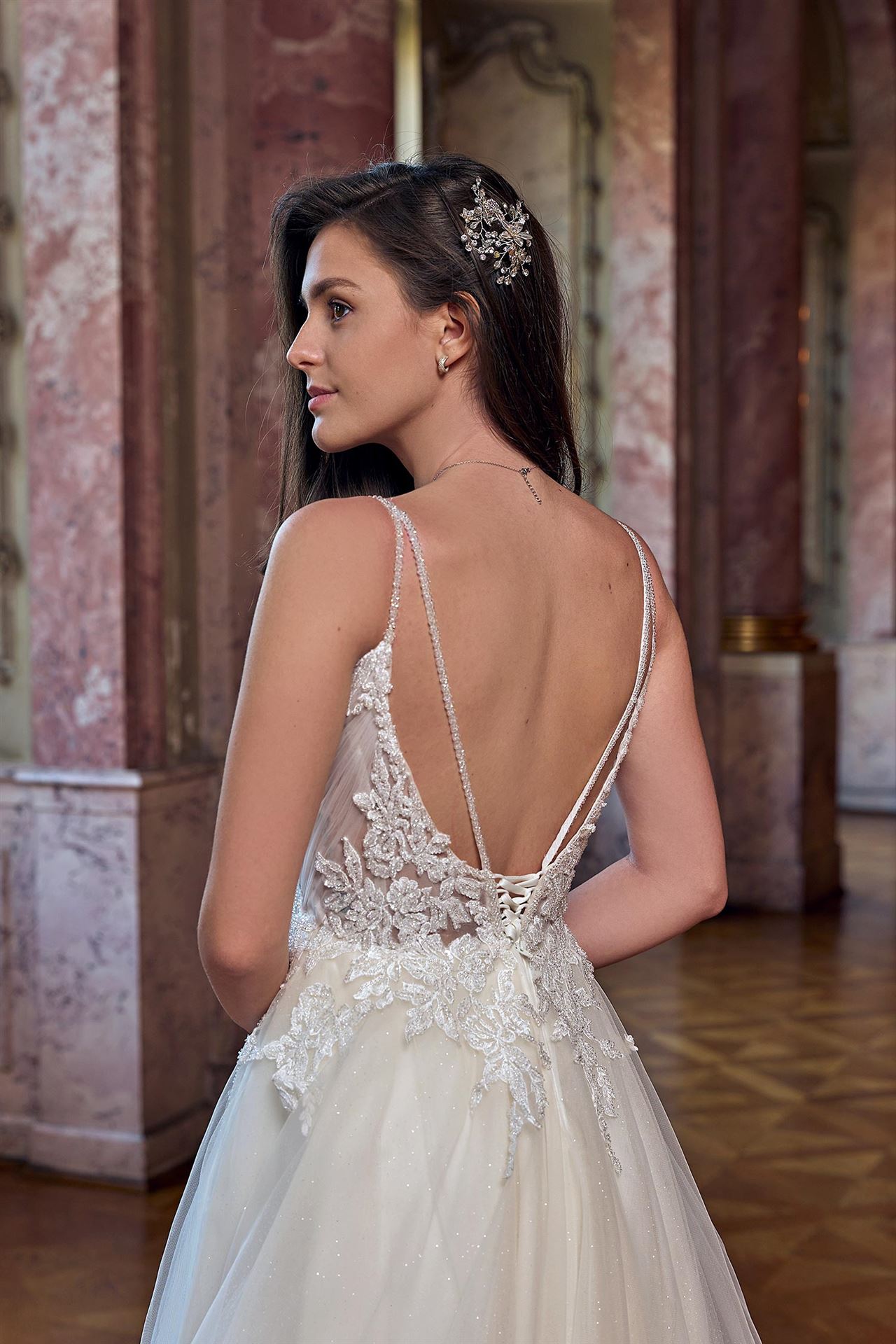 Brautkleider-Trends 2024: Die schönsten Modelle | brautfee